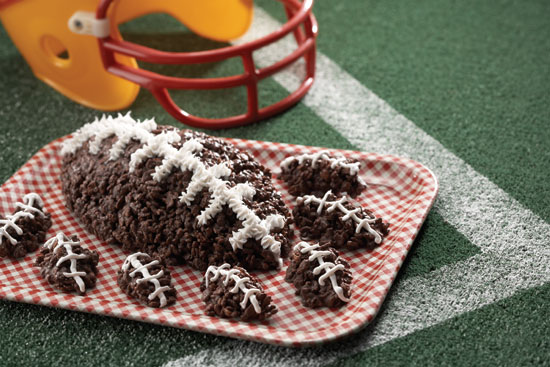 Football Crispy Bites | CANDIQUIK