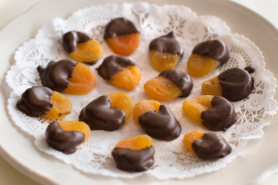 Chocolate Apricots | CANDIQUIK