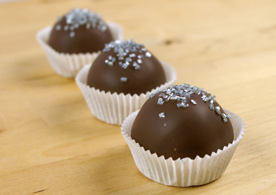 Chocolate Creme Truffles | CANDIQUIK