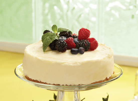 White Chocolate Triple Berry Cheesecake | CANDIQUIK